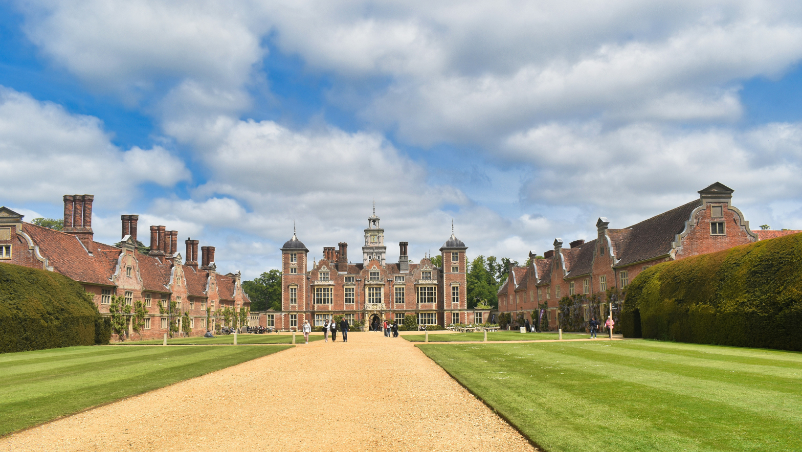 The Black Shuck and The Black Dogs of Norfolk - The Shoebox Experiences