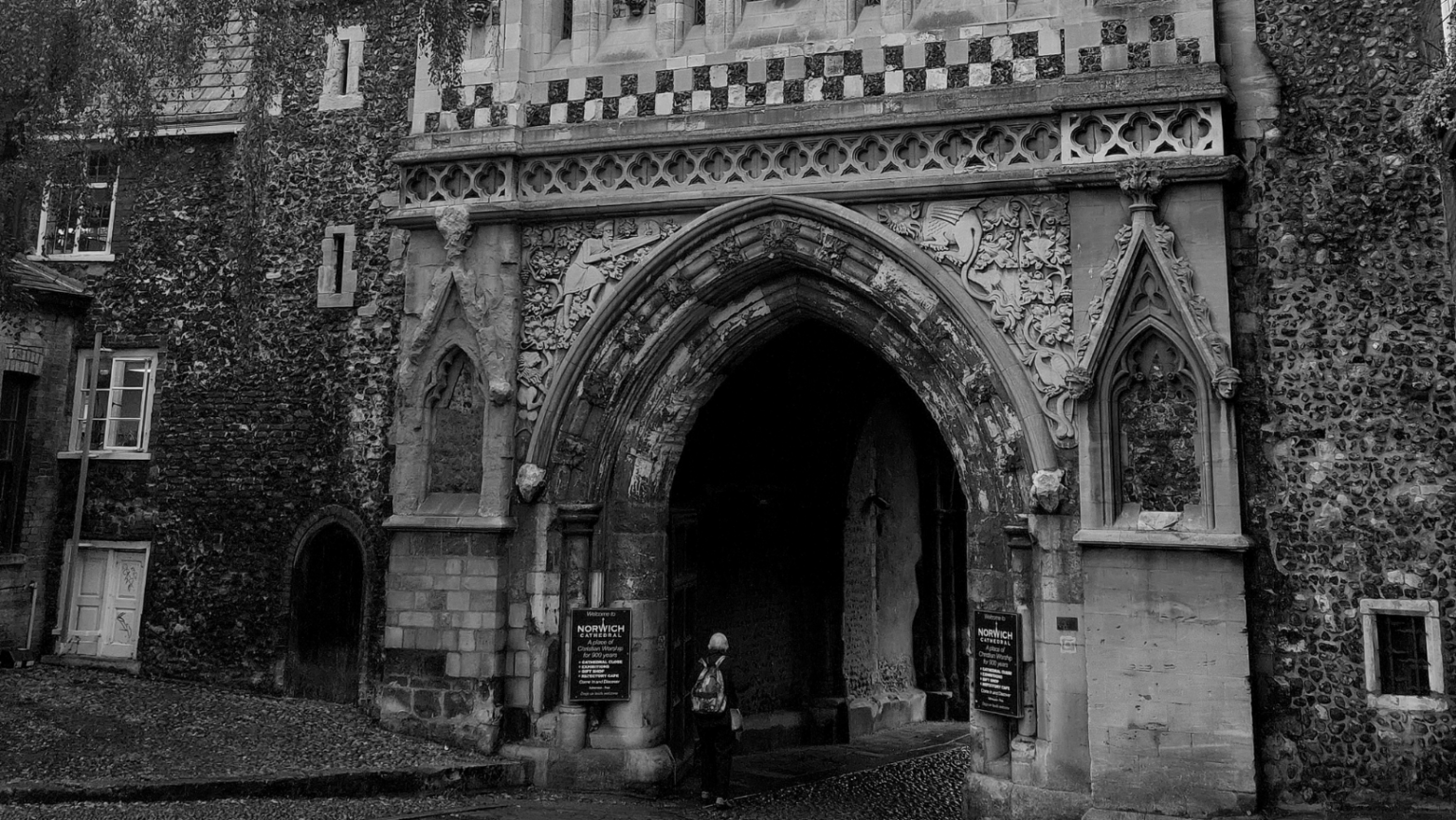 Norwich, A Blood-soaked History - The Shoebox Experiences